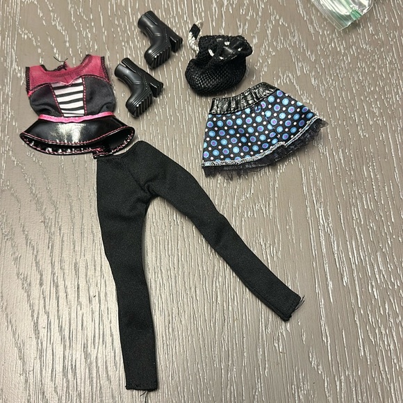 Barbie | Toys | Barbie Clothing Set | Poshmark